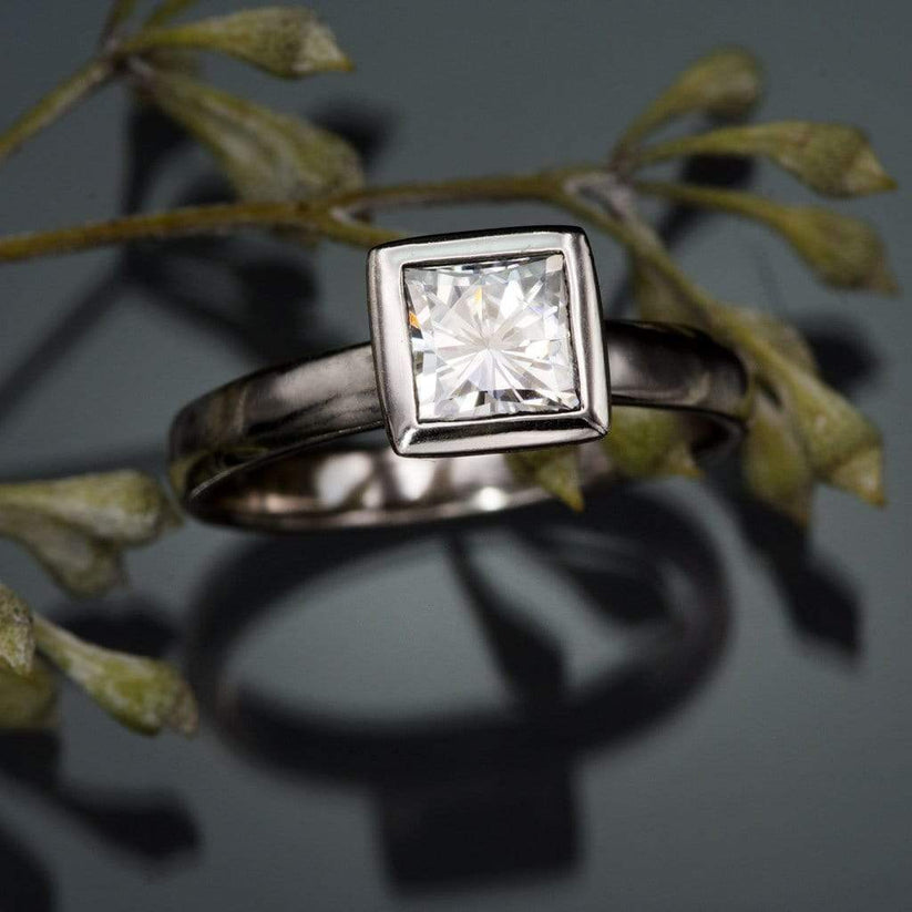 Princess Cut Moissanite Cutout Bezel Solitaire Engagement Ring – Nodeform