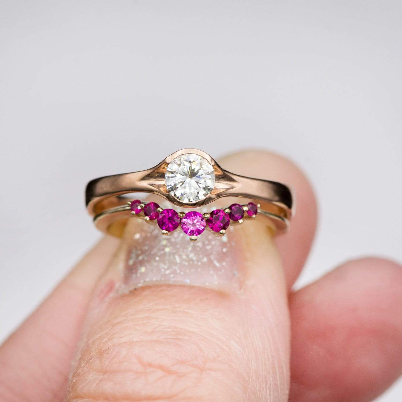 Corinne - Curved Contoured Wedding Ring With Rubies – Nodeform